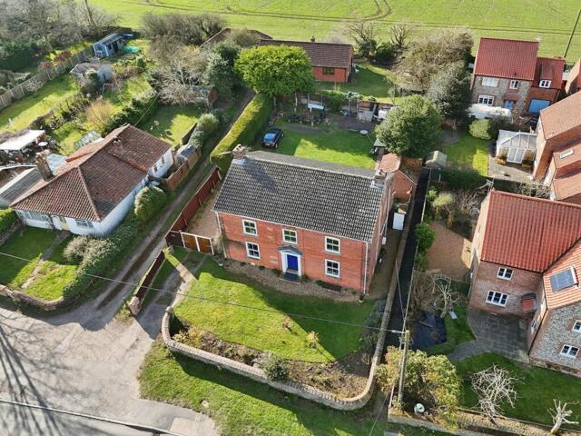4 Bedroom House Hempton Hempton LS100684995