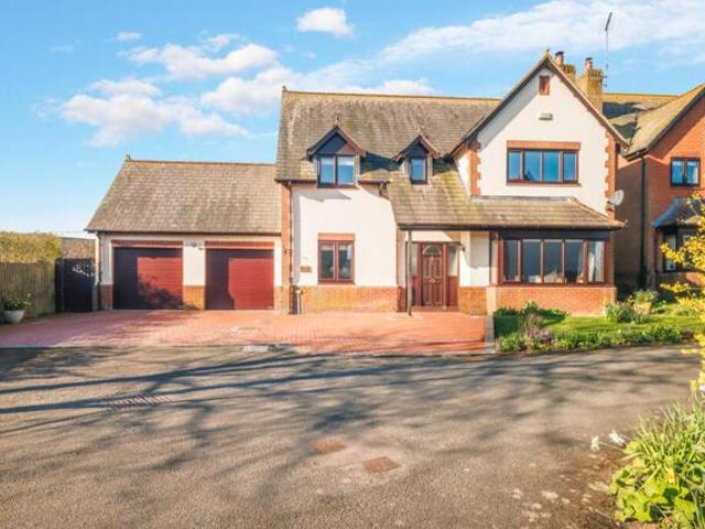 4 Bedroom House Hereford Herefordshire LS100541250