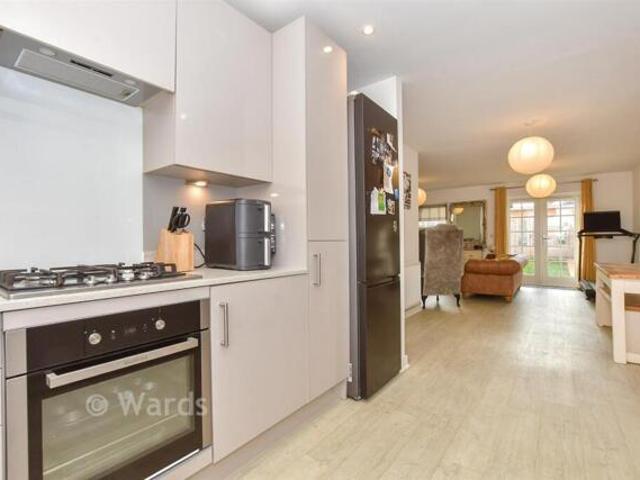 4 Bedroom House Herne Bay Kent 100456273