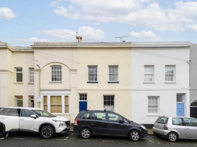 4 Bedroom House Herne Bay Kent LS101677797