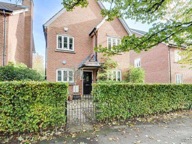 4 Bedroom House Hertfordshire Hertfordshire LS101796820