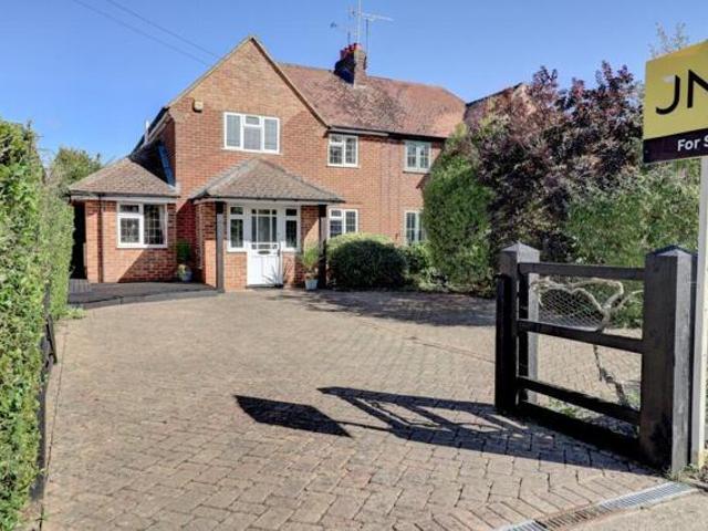 4 Bedroom House High Wycombe Buckinghamshire 99130079