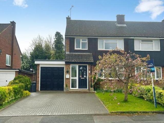 4 Bedroom House High Wycombe Buckinghamshire 101316105