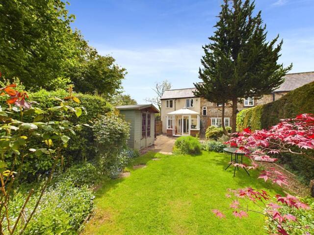 4 Bedroom House High Wycombe High Wycombe 100917804