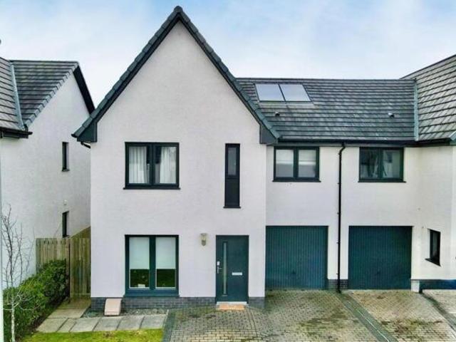 4 Bedroom House Highland Highland LS101677395