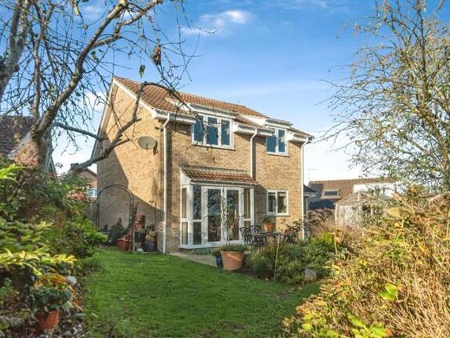 4 Bedroom House Highworth Wiltshire 101119235