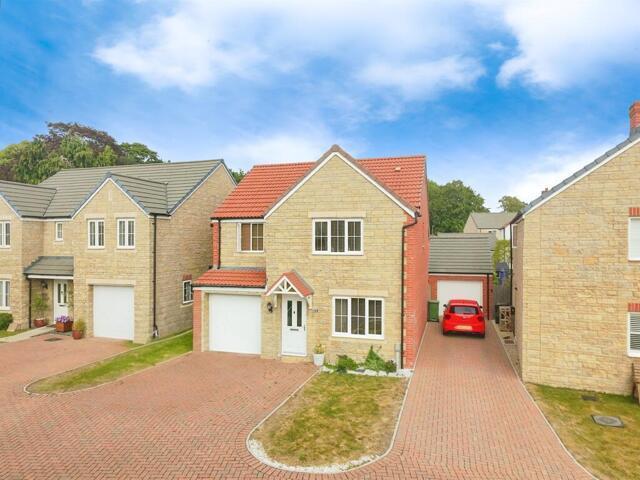 4 Bedroom House Highworth Wiltshire LS101675079