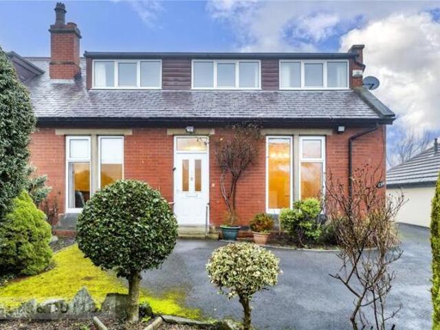 4 Bedroom House Huddersfield Kirklees LS100158657