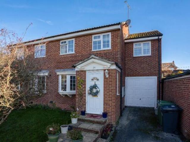 4 Bedroom House Hungerford West Berkshire LS99380957