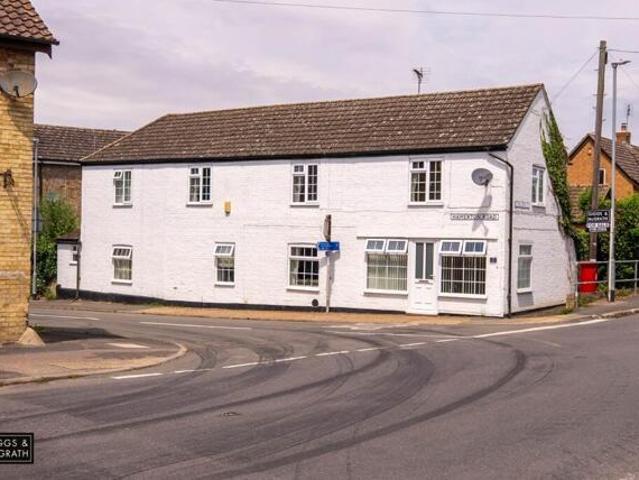4 Bedroom House Huntingdon Cambridgeshire LS98765662