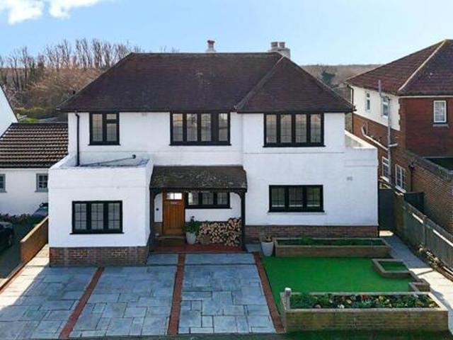 4 Bedroom House Hythe Kent 101060121