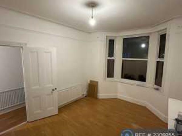 4 bedroom house in Alexandra Road, Sheerness, ME12 4 bed #2309255