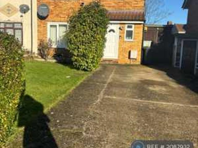 4 bedroom house in Aragon Drive, Ilford, IG6 4 bed #2087932