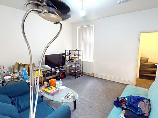 4 bedroom house in Birmingham