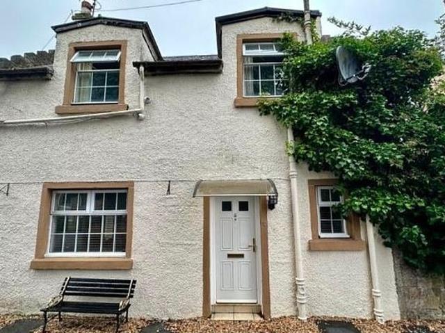4 bedroom house in Glasgow