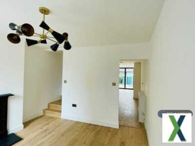 4 bedroom house in Edward Street, Dunstable, LU6 4 bed #2466348