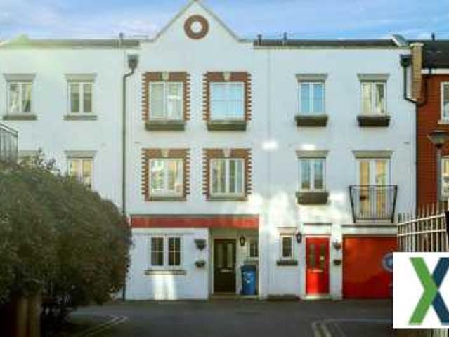 4 bedroom house in Edgar Wallace Close, London, SE15 4 bed #2457799