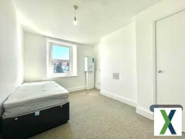 4 bedroom house in Forest Road, Fishponds, Bristol, BS16 4 bed #2444895