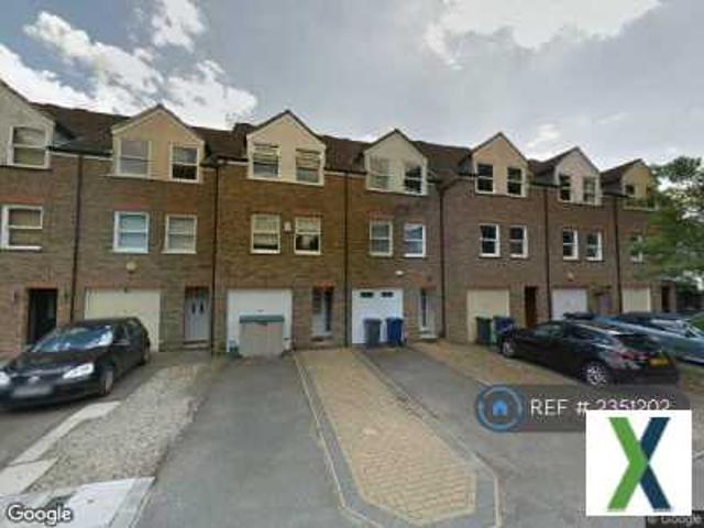 4 bedroom house in Hogarth Close, London, W5 4 bed #2351202