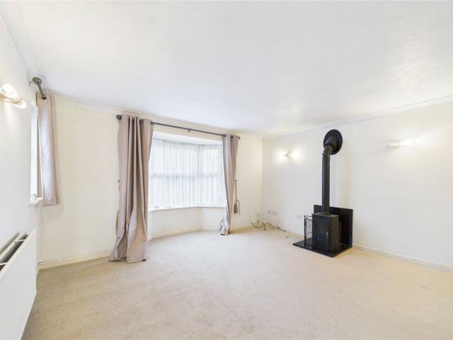 4 bedroom House in Hitherhooks Hill, Bracknell