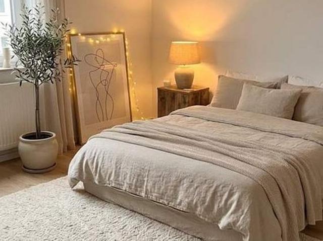 4 bedroom house in Leeds