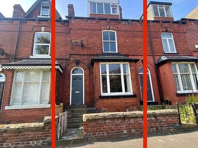 4 bedroom house in Leeds