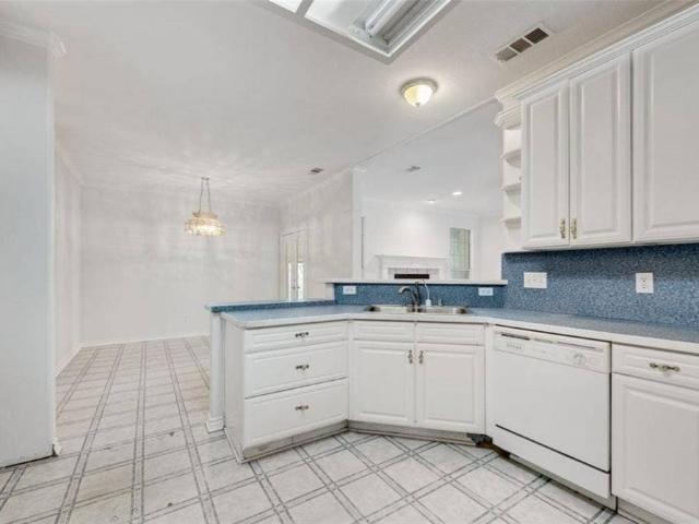 5 bedroom house in Richland Hills