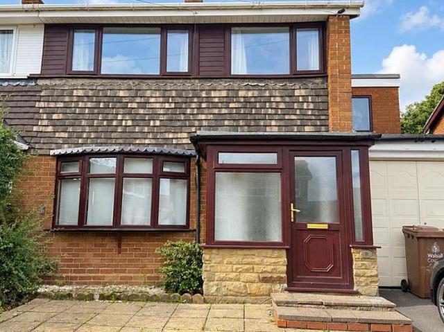 4 bedroom house in Walsall