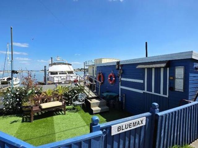 4 Bedroom House Isle Of Wight Isle Of Wight 98118691