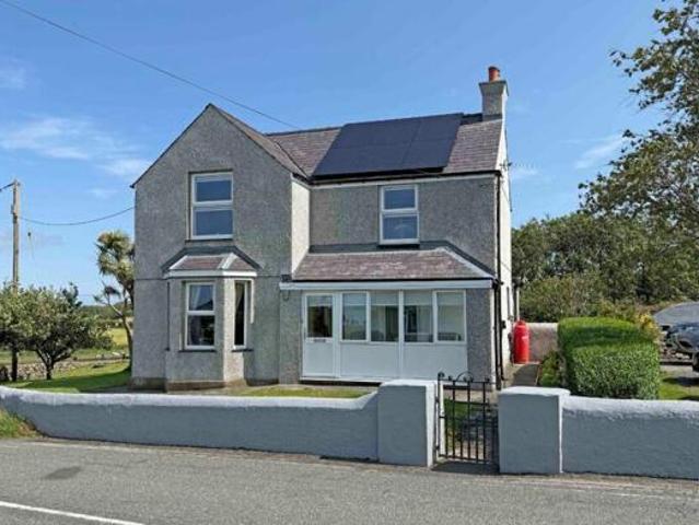 4 Bedroom House Isle Of Anglesey Isle Of Anglesey LS99092733