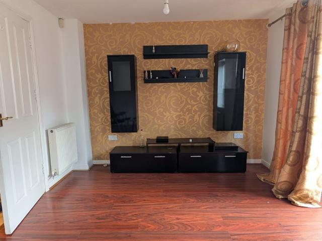 4 bedroom house on Davies Way, Nottingham, NG5 5UY