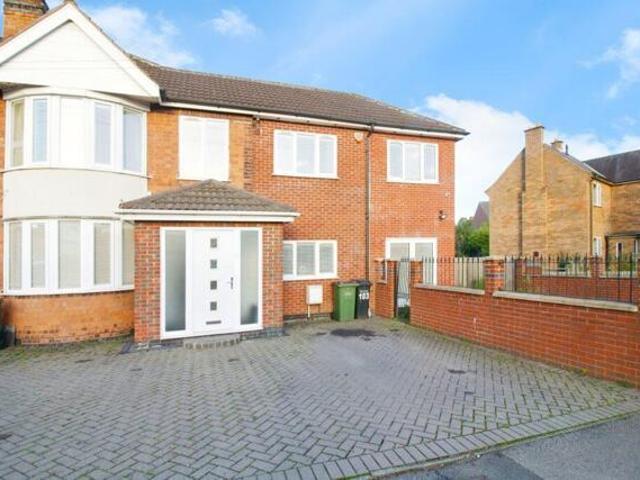 4 Bedroom House Oadby Leicester LS100917858