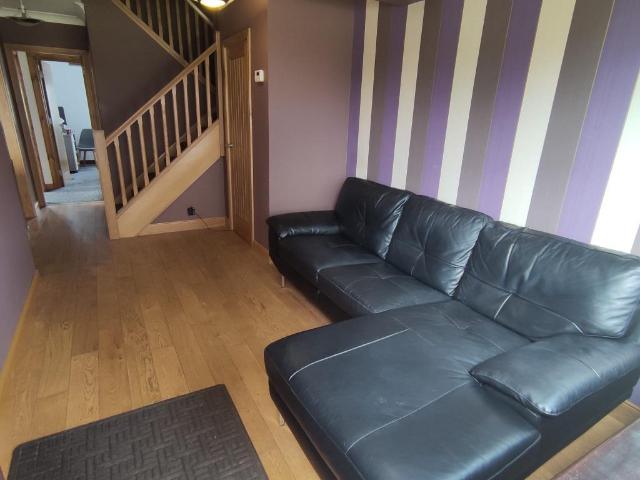 4 bedroom house of multiple occupation to rent