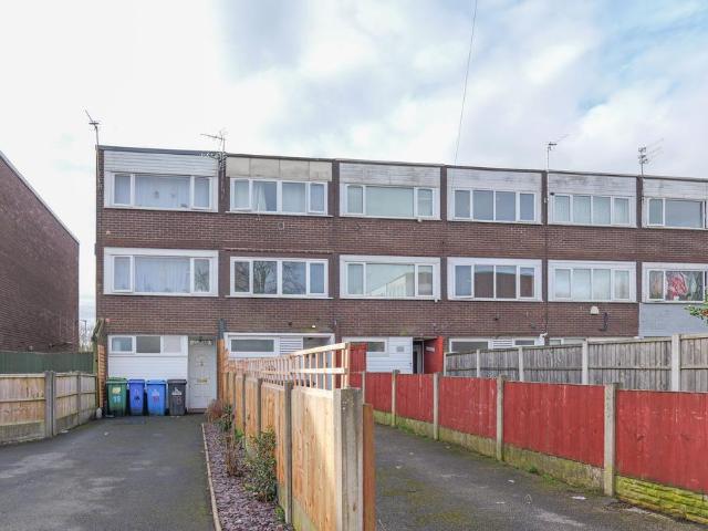 4 bedroom house of multiple occupation for sale