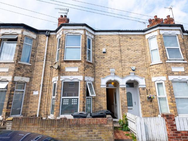 4 bedroom house of multiple occupation for sale