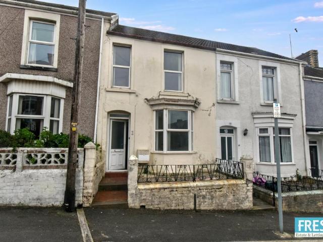 4 bedroom house of multiple occupation for sale