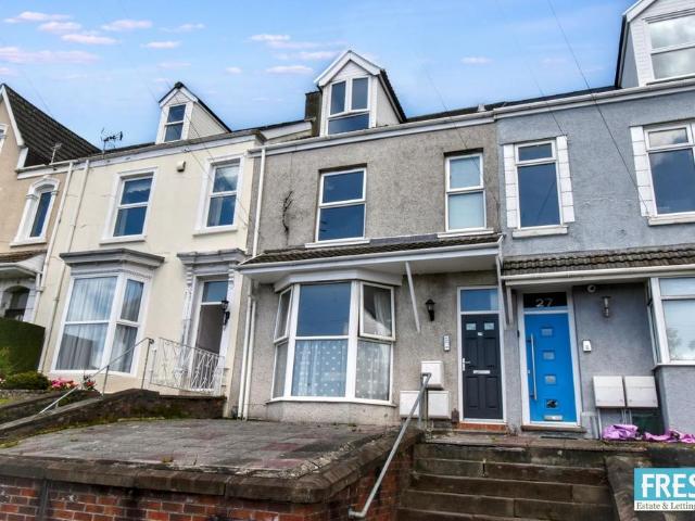 4 bedroom house of multiple occupation for sale