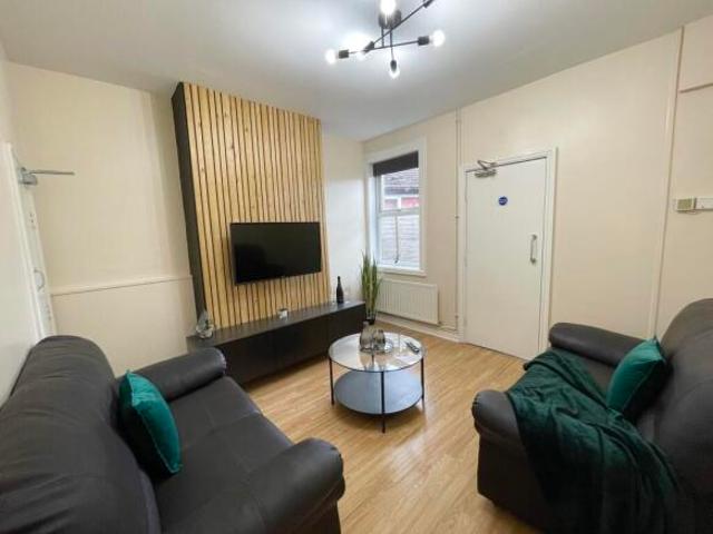 4 bedroom house of multiple occupation for sale in 4 Foss Bank, Lincoln LN1 1TD, LN1