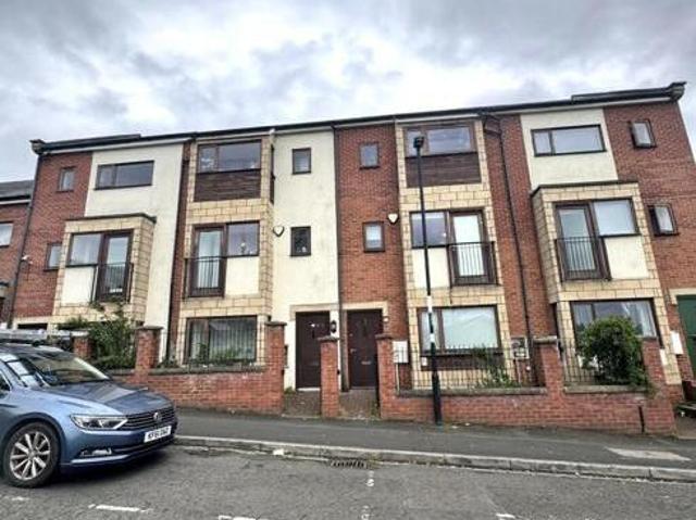4 Bedroom House Of Multiple Occupation For Sale In Beech St, Newcastle