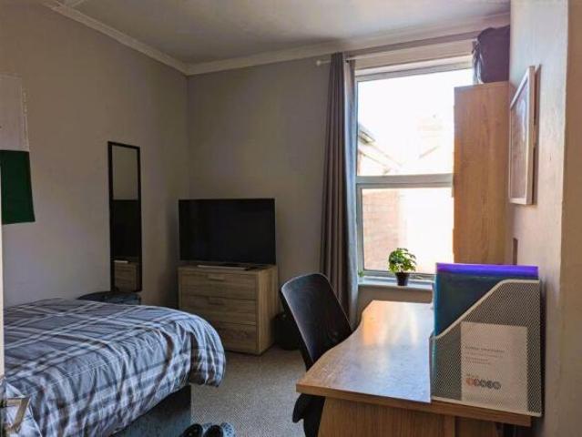 4 bedroom house of multiple occupation for sale in Comer Road, Worcester, WR2