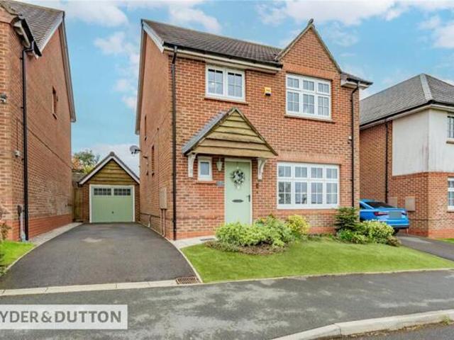 4 Bedroom House Oldham Oldham LS101777775