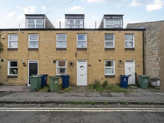 4 Bedroom House Oxford Oxfordshire LS100786833