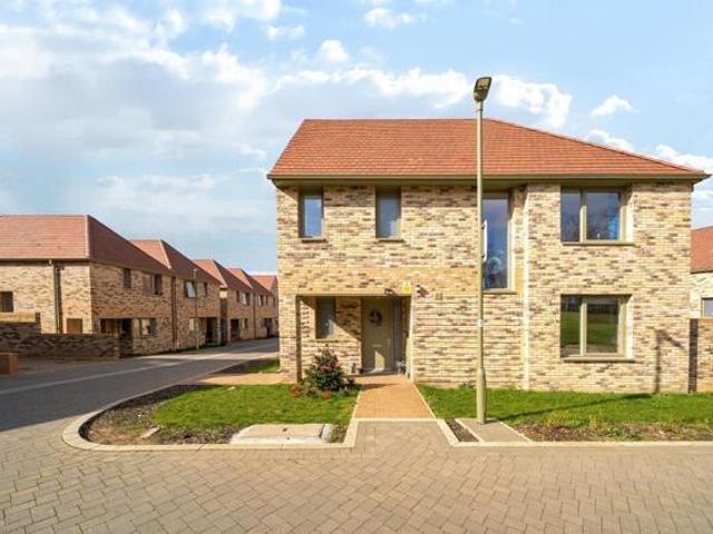 4 Bedroom House Oxford Oxfordshire LS101060137