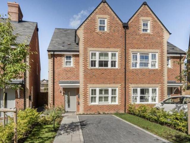 4 Bedroom House Oxford Oxfordshire LS99926447