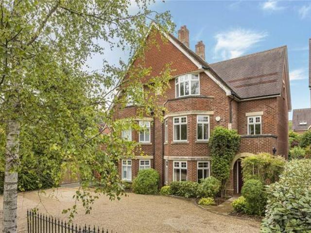4 Bedroom House Oxford Oxfordshire LS99290163