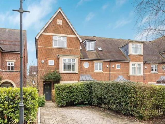 4 Bedroom House Oxford Oxfordshire 98903699