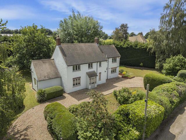 4 Bedroom House Oxfordshire Oxfordshire 99773543