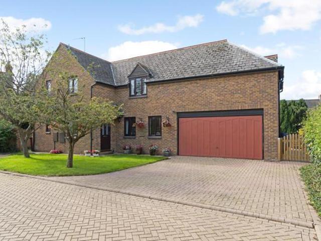 4 Bedroom House Oxfordshire Oxfordshire 99345224