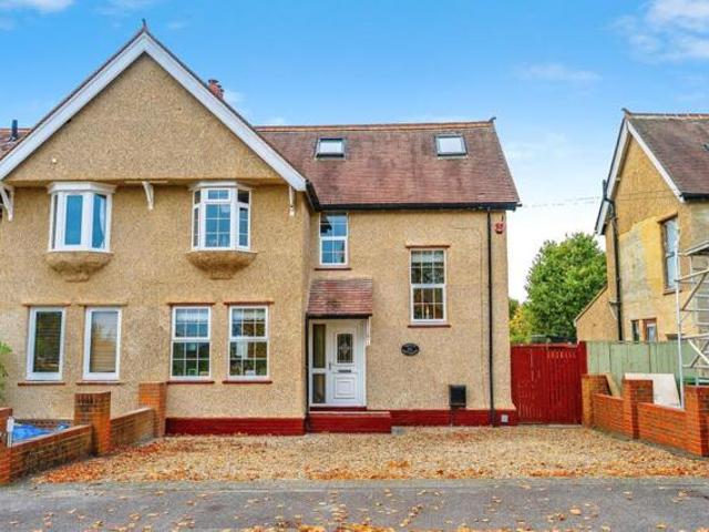 4 Bedroom House London Colney Hertfordshire LS98477449