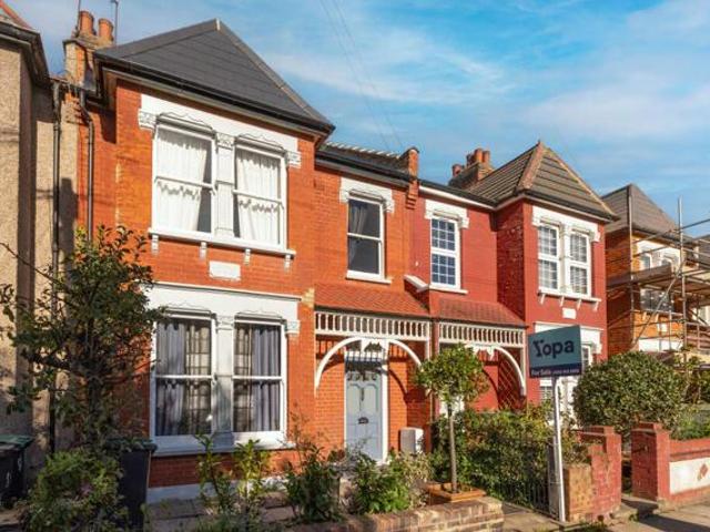 4 Bedroom House London Greater London LS100097003